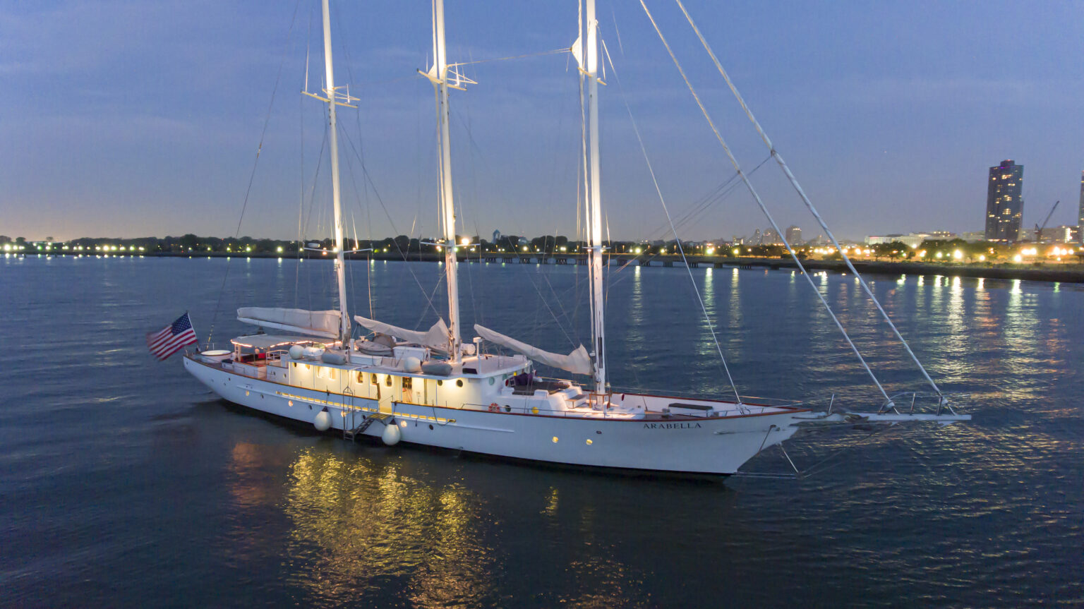 Starlight Harbor Cruise – Arabella Lifestyle